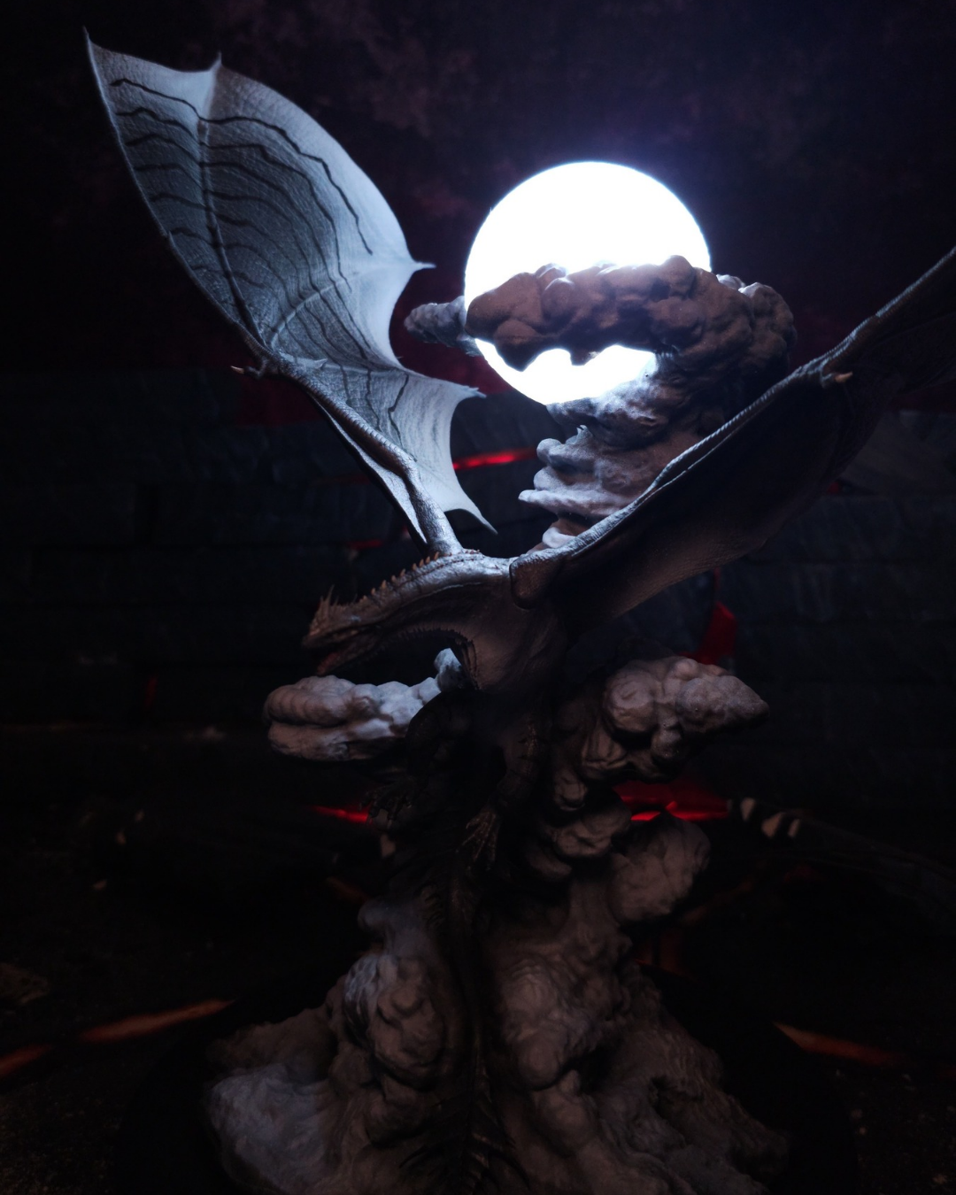 “The Moondancer” - Dragon figurine – Antre du dragon d'airain